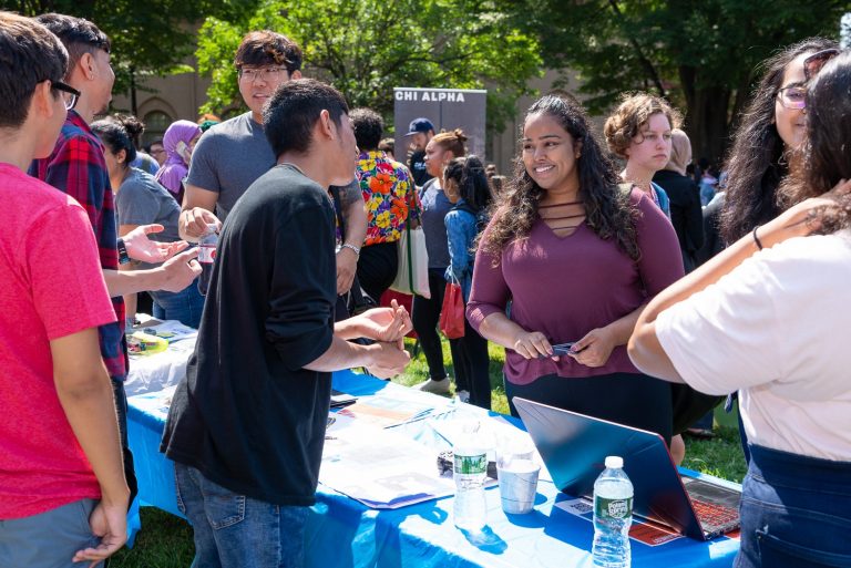 Friends, food, and fun: QC club day – The Knight News