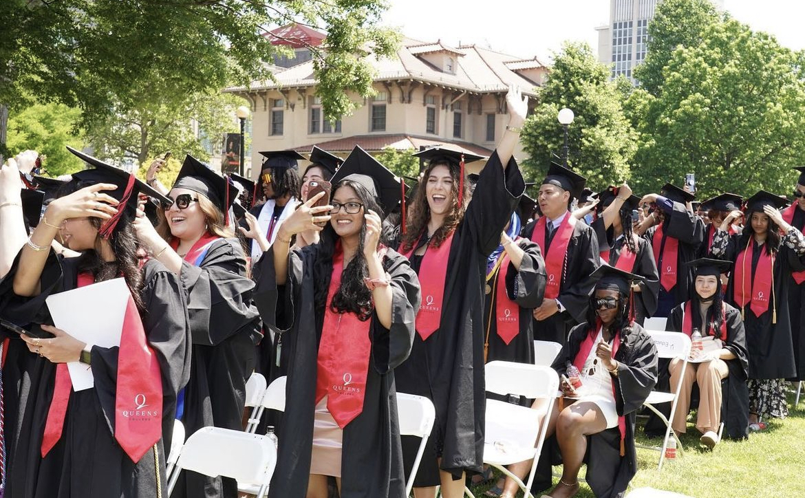 Queens College’s 99th Commencement: Class of 2023, Jon Favreau, and Reflections – The Knight News